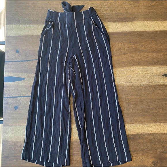 Wilfred | Pants & Jumpsuits | Aritzia Wilfred Faun Cropped Pants | Poshmark